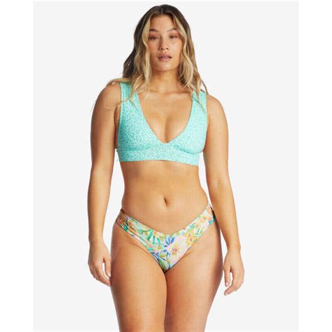 10 Hot Sexy Christy Corson Bikini Pics