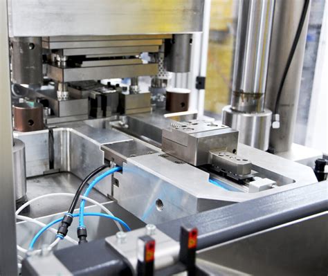 Automation And Robotics In Automotive Injection Molding Pexamart Blog