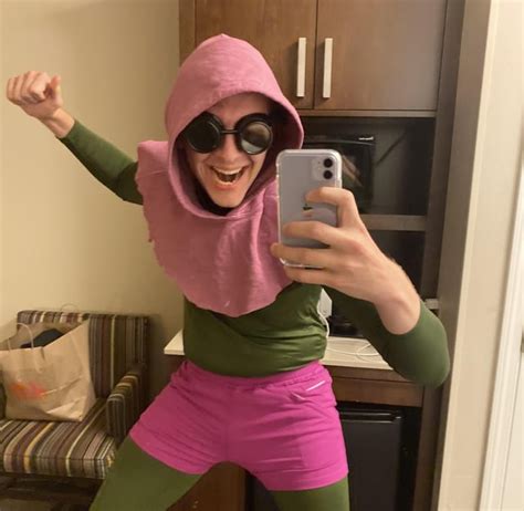 Since He Wasnt Present In The Death Of Spider Man What Do You Think 1610 Venoms Reaction To