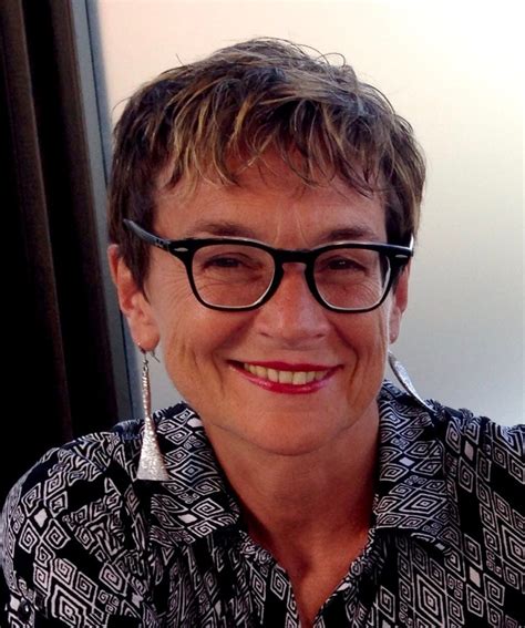 Maria Teresa Cometto Medium