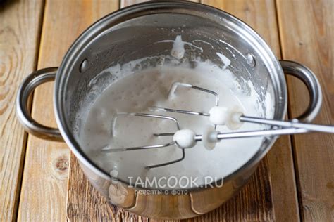 Белая глазурь для кулича — рецепт с фото пошагово