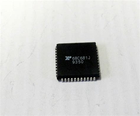 Exar Corp 68c681j 9350 Integrated Circuit Integrated Circuits And Op Amps Bmi Surplus