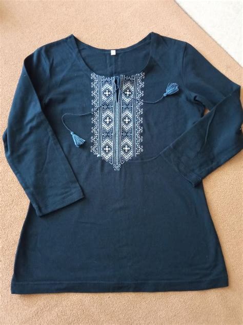 Класна футболка вишиванка — ціна 130 грн у каталозі Футболки Купити жіночі речі за доступною