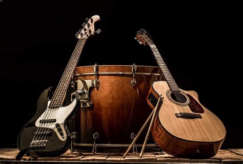 What Is The Difference Between Guitar And Bass Audiolover