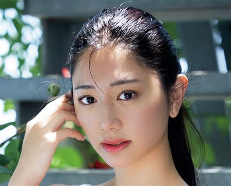 画像・写真｜173㎝の9頭身。ミス・アース・ジャパンの斎藤恭代「『ジャパンは礼儀がいいね』ってホメられました」｜週プレnews