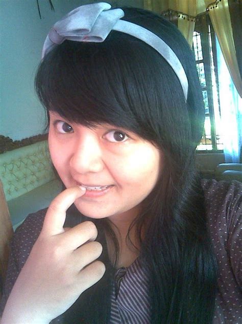 Zone Xander Cewek Cewek Manis