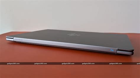Hp Omnibook X Review Dont Get Fooled By Its Basic Design Trend Slink