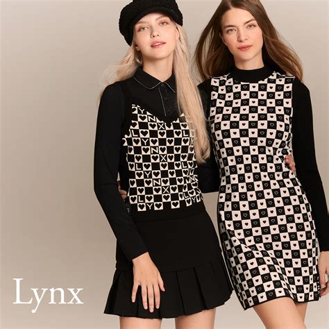 Lynxkorea 세련된 블랙and화이트 패턴 필드웨어🖤 ⠀ 심플한 컬러에 세련미를 더한 패턴 조합으로