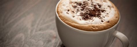 Молоко и сливки: что лучше добавлять в кофе? | статья на CAFETO.RU