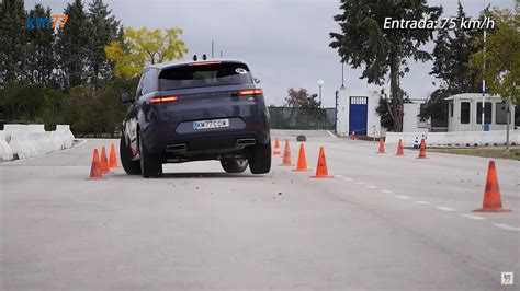 2023 Range Rover Sport Makes A Fool Of Itself In 48 Mph Moose Test Autoevolution
