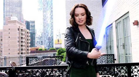 Download Celebrity Daisy Ridley 