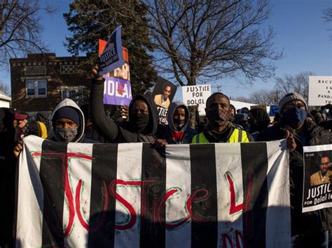 Photos Minneapolis March In The Wake Of Death Of Dolal Idd Business Insider