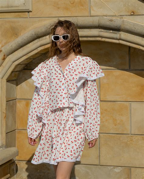 Жіночий костюм сорочкаспідниця шорти Lexy Вишні