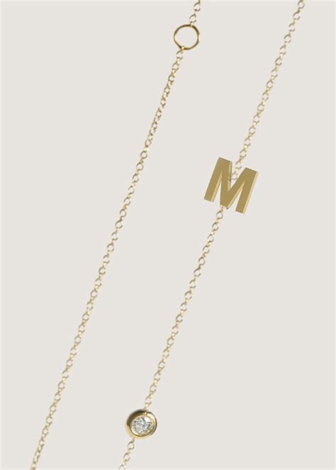 Asymmetrical Single Initial Necklace Diamond Kinn