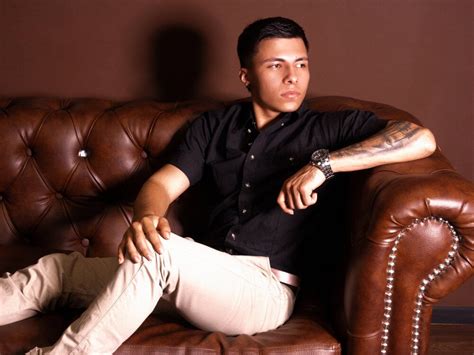 Modelka Logan Wills Na Kameře živá Sex Show A Chat Zdarma Stripchat