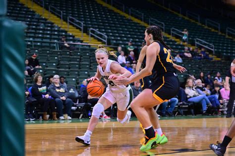 Macey Blevins Eclipses 1 000 Career Points As Nku Falls Short In Comeback The Northerner