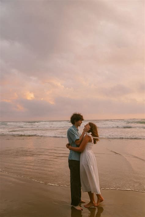 Annie Ruby Engagement Photo Inspo Beach Engagement Photos Summer Wedding Photos Utah