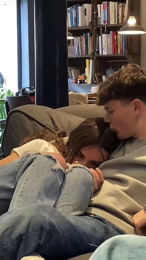 Couple Goals Cute Couple Pic Inspo Trendy Couple Pictures Couple