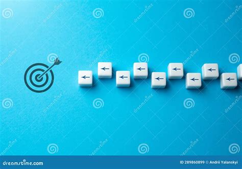 Movement Towards The Target Go To The Goal Metaphor For Achieving A