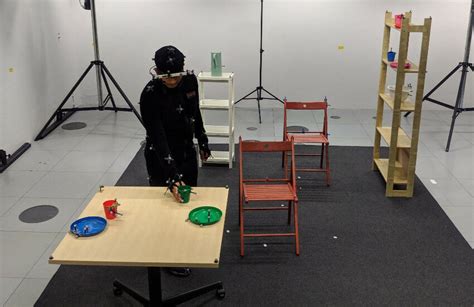 Left Scene From Mogaze Dataset Right Signed Distance Field