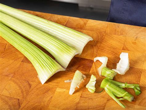 Individual Celery Fresh Celery At ₹ 67kilogram Celery In