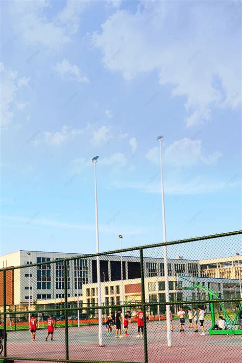 졸업 시즌 청소년은 사라지지 않았다 배경 그림 졸업 시즌 젊음은 끝나지 않아 졸업 시즌 청년 배경 일러스트 및 사진 무료 다운로드 Pngtree