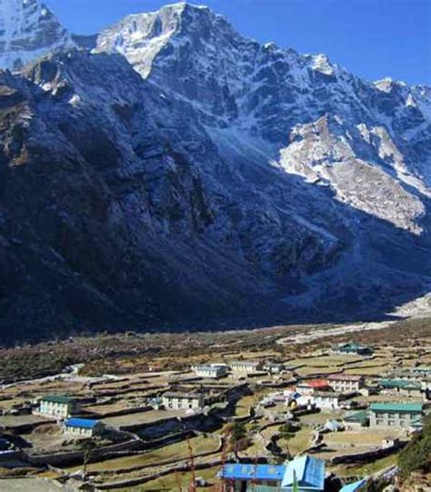 Everest 3 Passes Trek