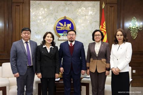 Цахим орчинд хүүхдийг хамгаалах зохицуулалтыг тусгасан хууль боловсруулжээ Hunnu Mn