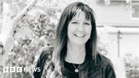 Van Kills Woman On England Golf Course News Minimalist