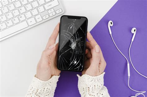 How To Backup an iPhone With a Broken Screen