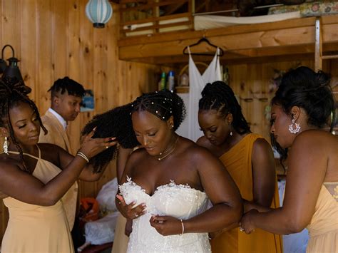 Personal Details Made This Couple S Intimate Party Unforgettable