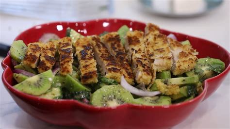 Համեղ առավոտ Շաղիկի հետ․ Կիվիով հավի մսով և վարունգով աղցան Youtube