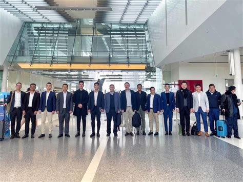 ឧត្តមសេនីយ៍ឯក ហ៊ុន ម៉ាណែត ណែនាំដល់សិក្ខាកាមកង យោធពល ខេមរភូមិន្ទ គ្រប់ៗរូប ពាំនាំយកចំណេះដឹងដើម្បី