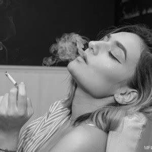 SecretAmber Naked Before Webcam In Live Video Chat Gyrls
