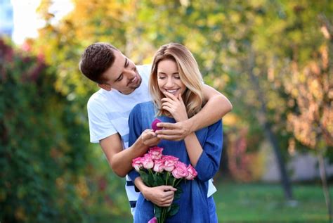 How To Impress Your Girlfriend And Make Her Crazy For You Relationship Culture