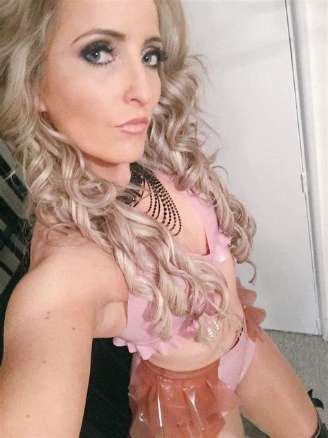 Miss Courtney Hogspy