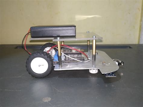 Robot Transporter Line Follower Kelas B