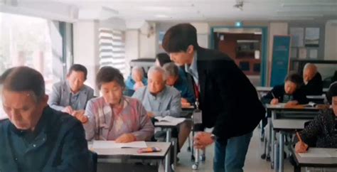 ㅋㅋㅋ 임영웅 할 때 영 여기저기 언급 안되는 곳이 없는 임영웅 💙 임영웅 임영웅 마이히어로🐻 Woongbaragi0616