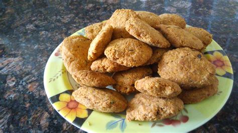 Aate Wheat Flour Ki Mathri Aate Ki Mathri Recipe Healthy Tea Snack Home Made Snack