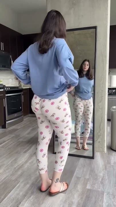 شاهد كيف البنات يلبسن السراويل رقص Dabkat Dancevideo اشترك Youtube