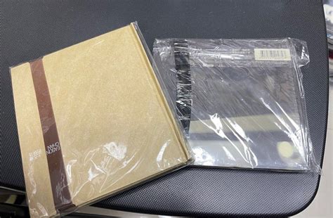 陳奕迅 上5樓的快活 Eason 陳奕迅 上五樓的快活 港版 Cd 預購版 Cd 絕版全新未開封 推介這樣的一個麻煩 給你 首支台語歌