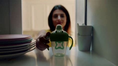 Raid Ant And Roach Killer Tv Spot Vaso Ispot