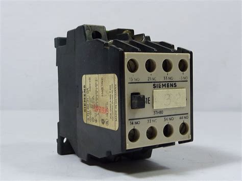 Seimens 3th8 031 0a Relay 115v Used Industrial Automation Canada