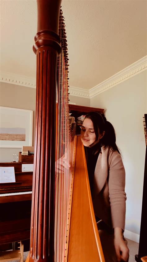 I Couldnt Help It🤣 Elizabeth Carpenter Harpist Facebook