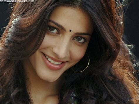 Shruti Hassan Wallpaper 1920x1440 20809