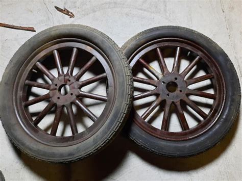 Star Louko Ov Kola Na Historick Automobil Kusy Matador Pneu Aukro