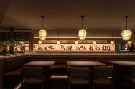 一品鱼悦烧烤·川菜融合餐厅酒吧装修设计方案 金博大建筑装饰集团公司
