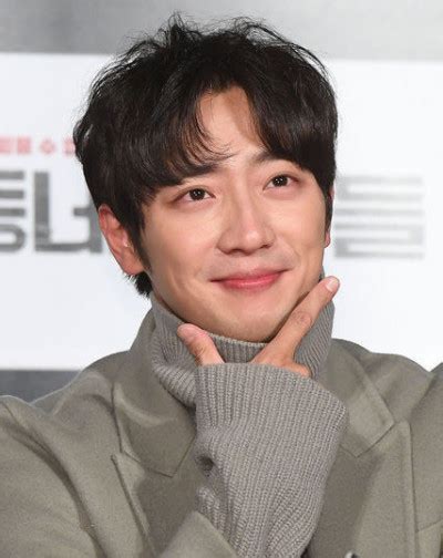 李相烨（韩国男演员） 百度百科
