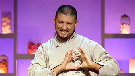 Создать мем мужчина кондитер 4 сезон ренат агзамов шоу кондитер Картинки Meme