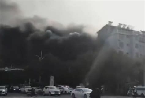 25人遇难！江西新余一店铺地下一层发生火灾 凤凰网